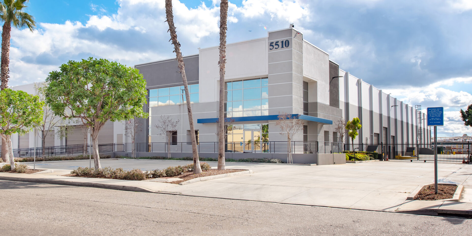 West | CenterPoint Properties