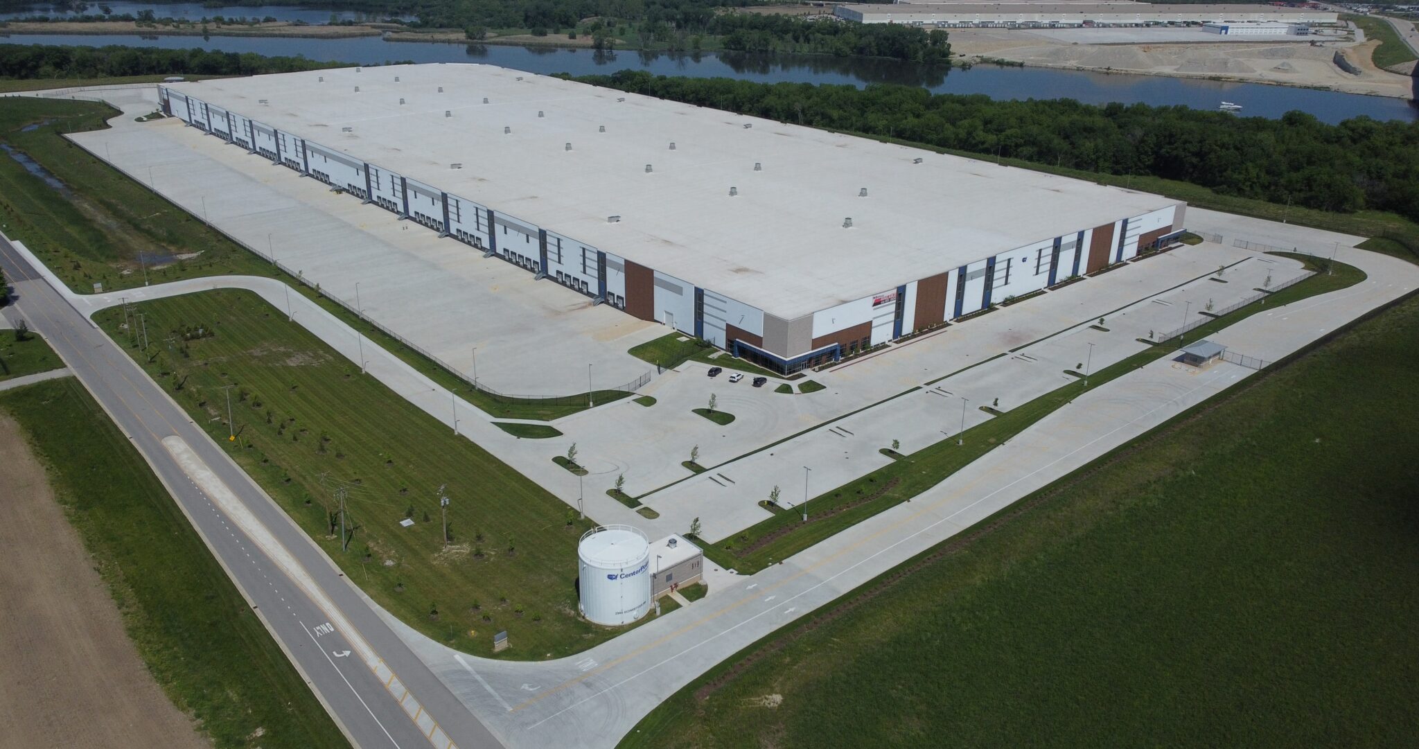 CenterPoint Leases Newly Constructed Distribution Center to Chicagoland ...